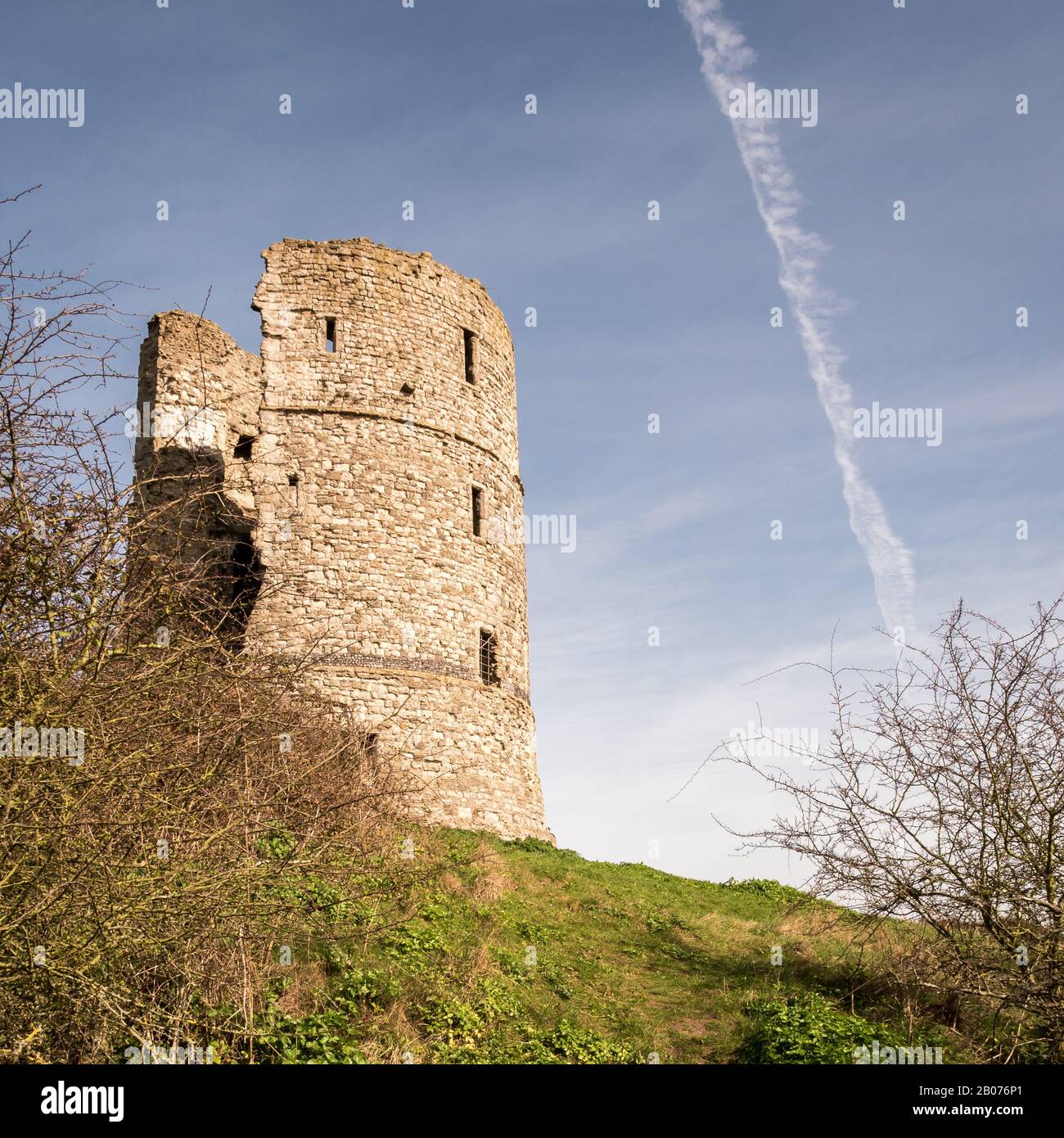 Hadleigh Castle, Essex, England. The ruined tower of the 13th Century ...