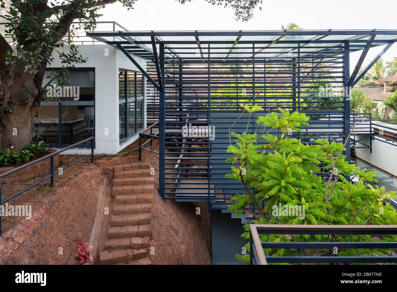 Balcony of modern home Stock Photo - Alamy