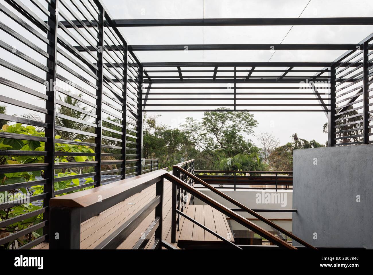 Brick balcony metal railings hi-res stock photography and images - Alamy