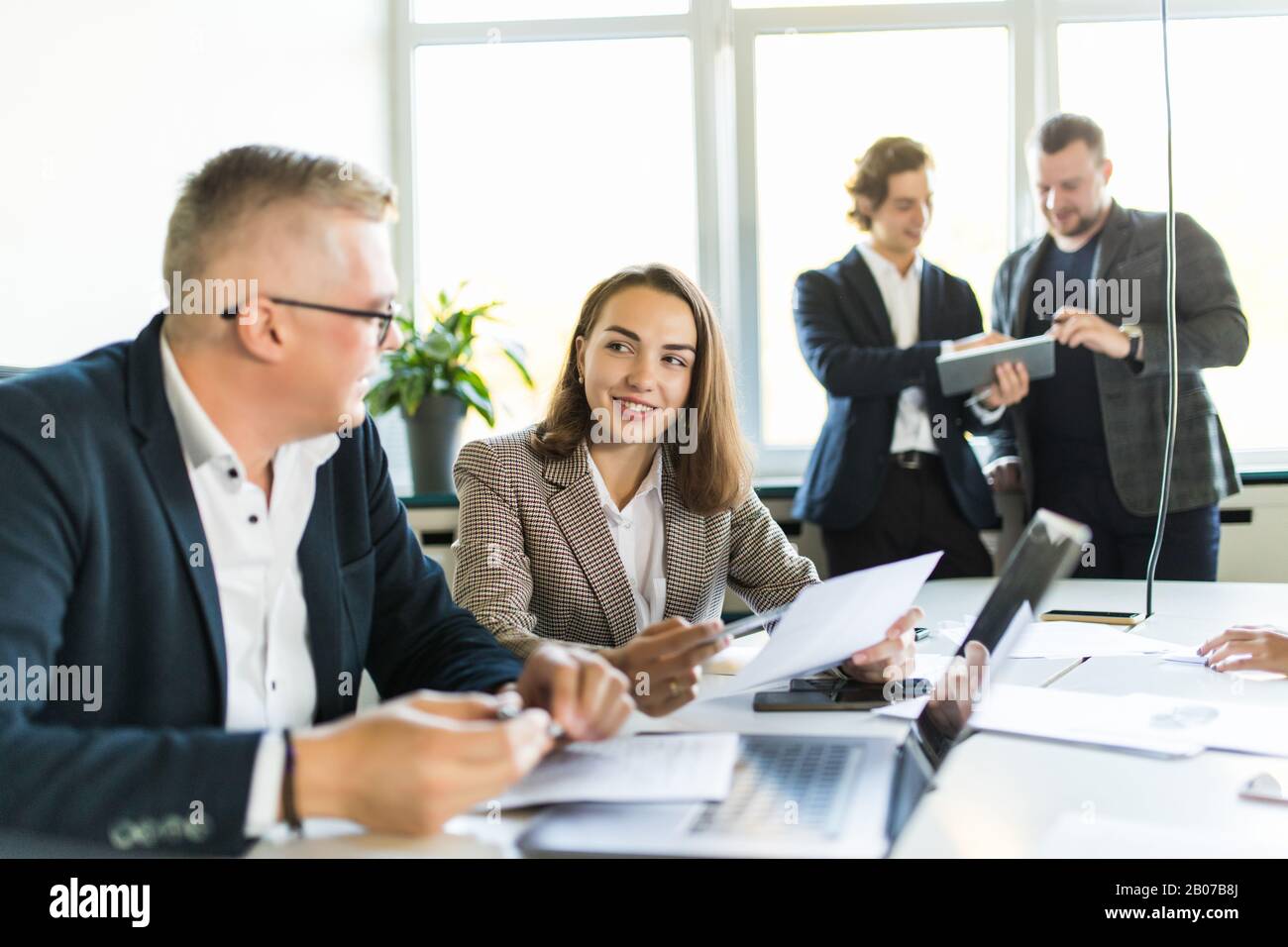 Informal meeting area hi-res stock photography and images - Alamy