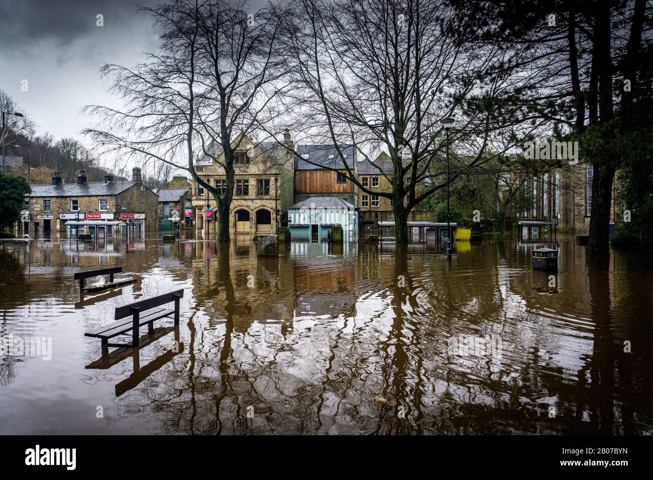 Hebden bridge flooding hi-res stock photography and images - Alamy
