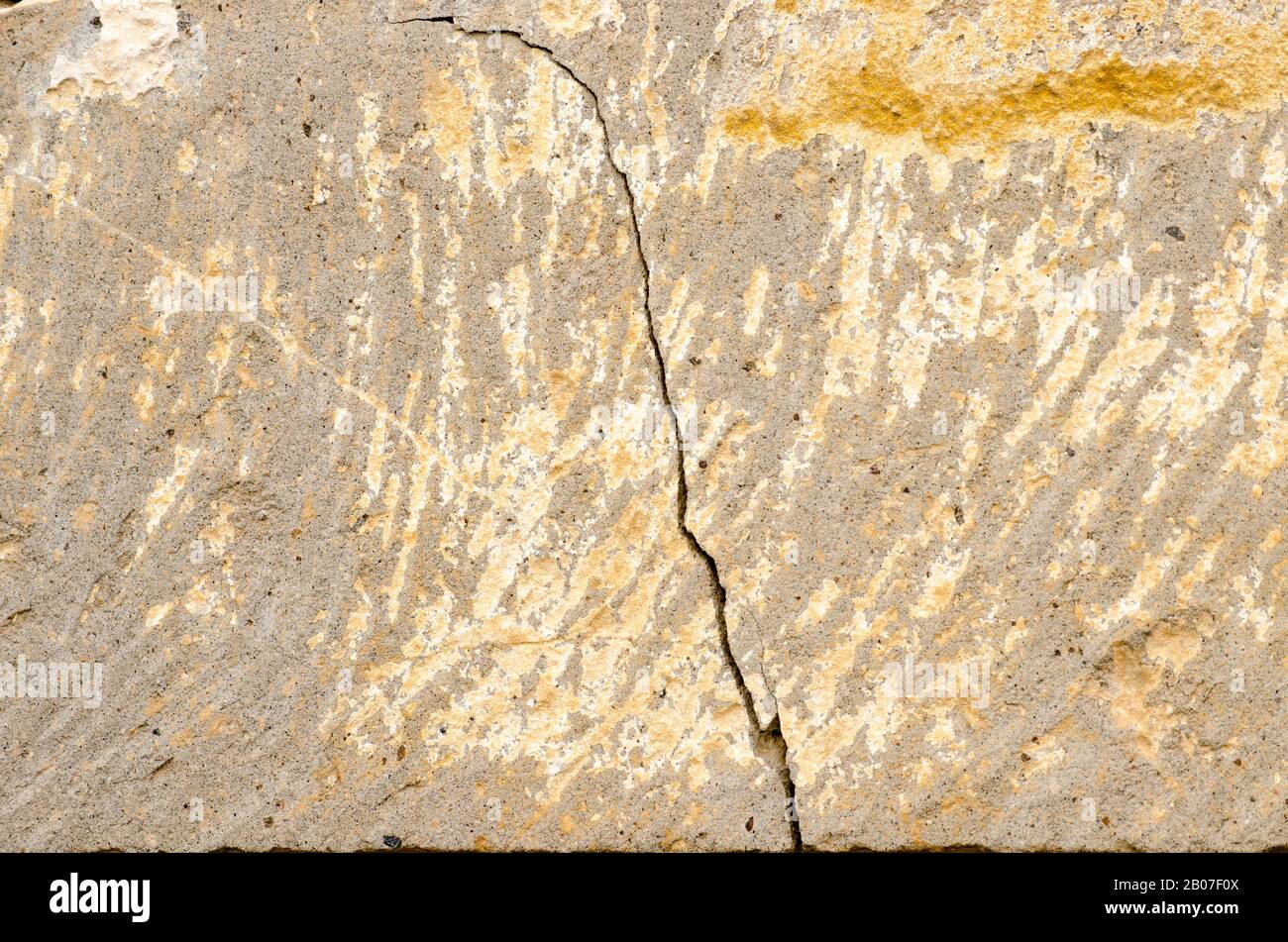 Wall Crack Natural Stock Photo - Alamy