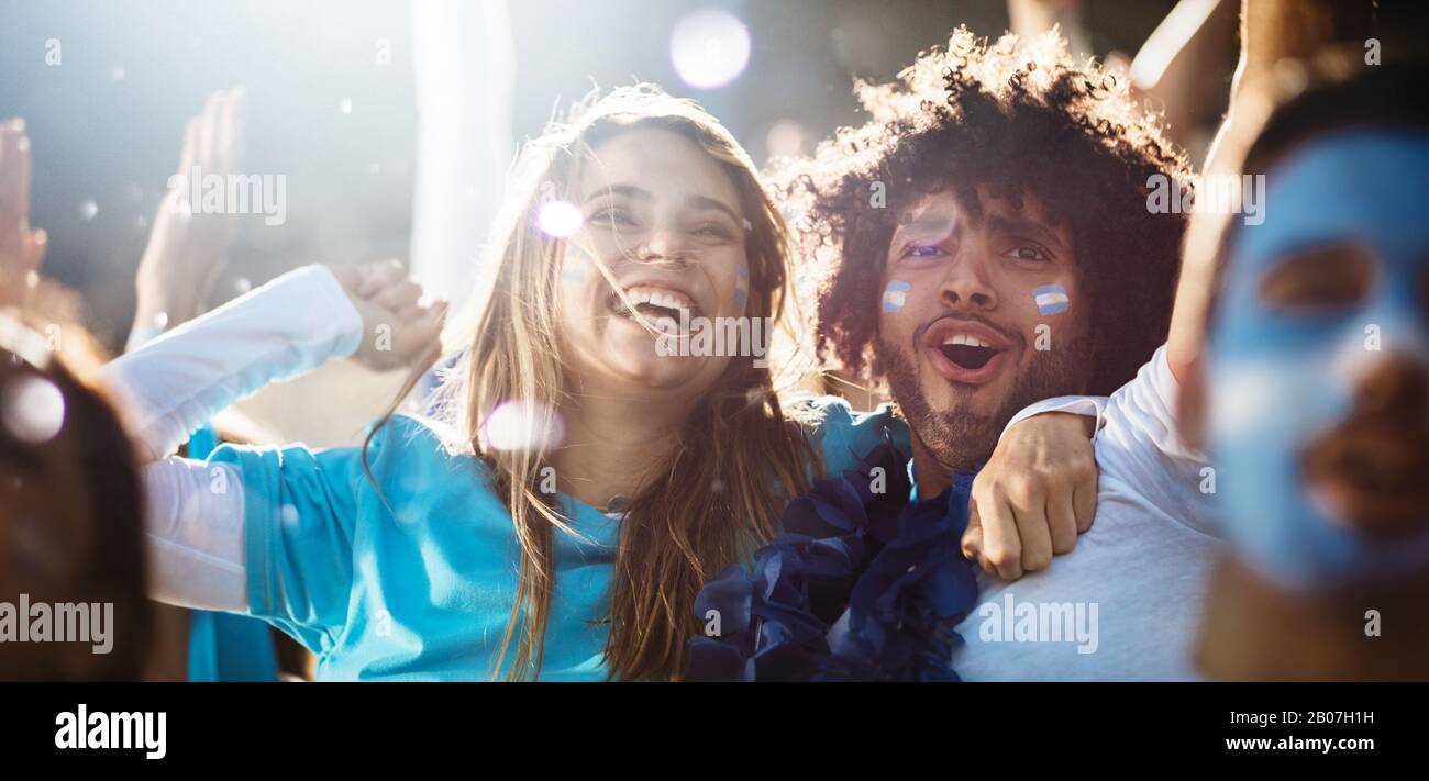Cheering face hi-res stock photography and images - Alamy