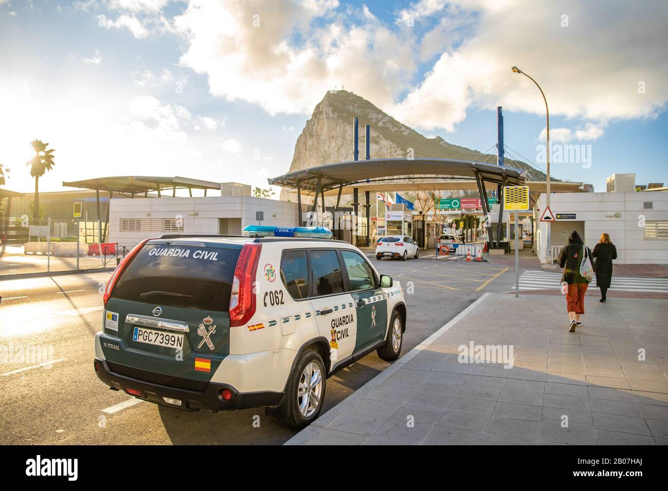 Border crossing customs inspection border hi-res stock photography and ...