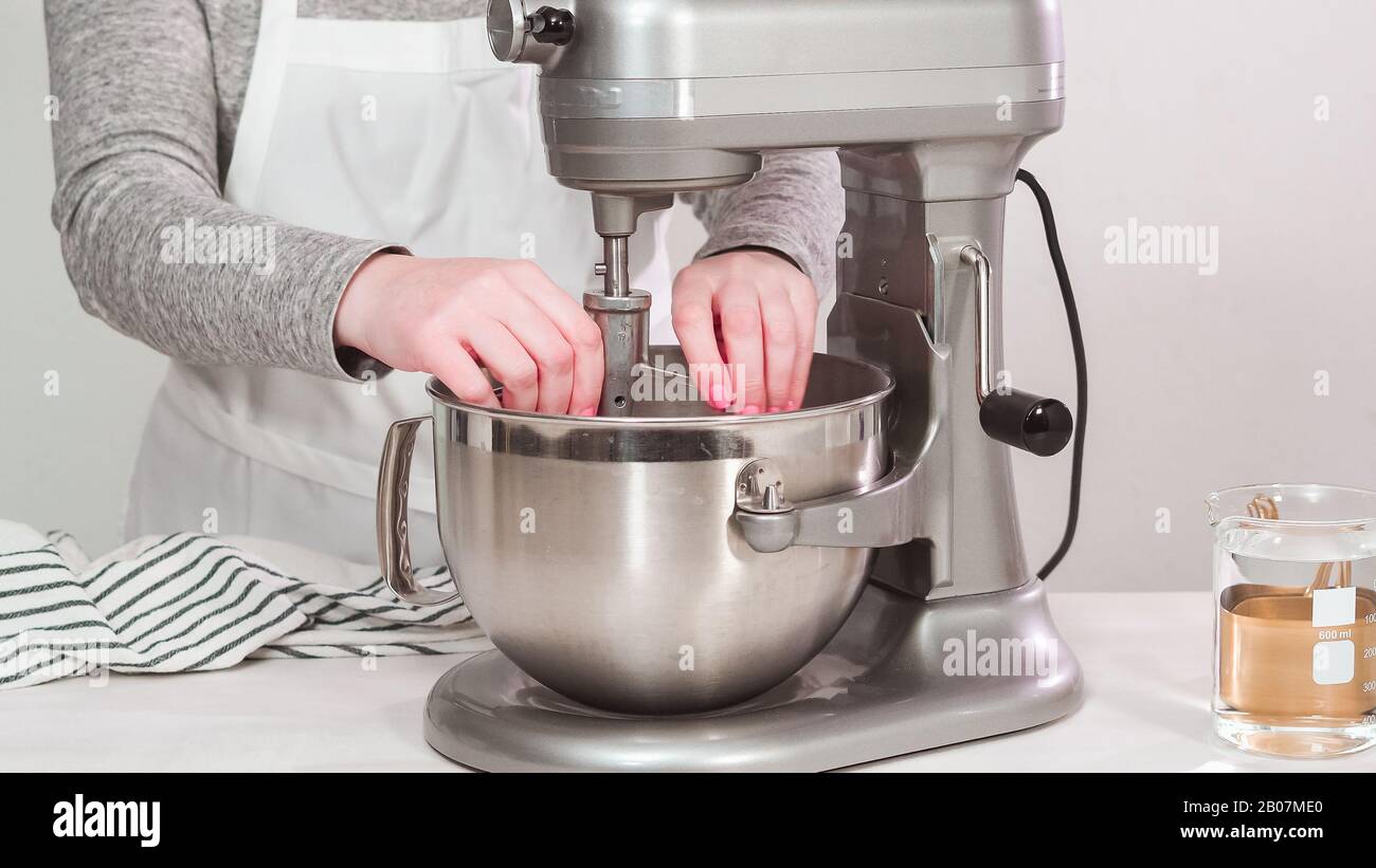 Mixing royal icing in electric hi-res stock photography and images - Alamy