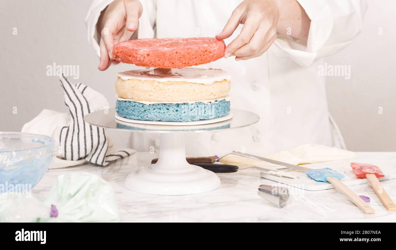 Stacking cake layers create hi-res stock photography and images - Alamy