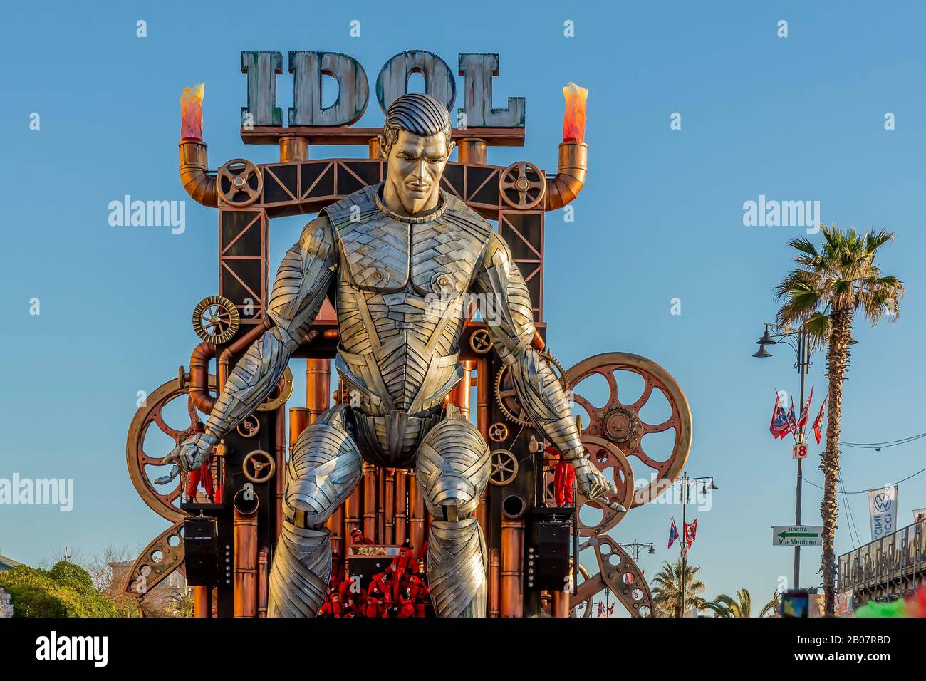 Detail of the allegorical float `Idol`, in parade at the Carnival of ...