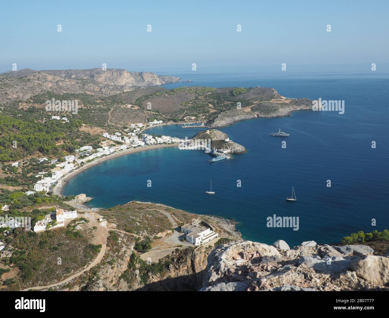Kapsali beach, bay and harbour on the island of Kythira, Greece ...