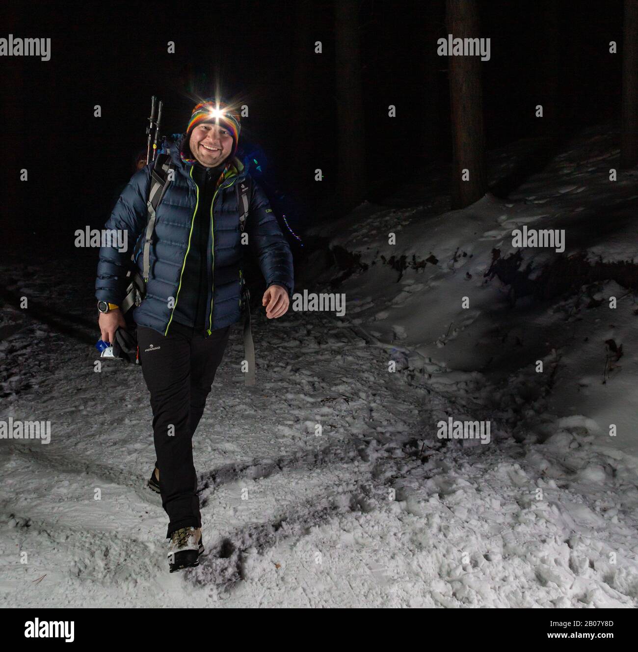 ALMATY KAZAKHSTAN: FEBRUARY 15, 2020: Unidentified people run at winer ...