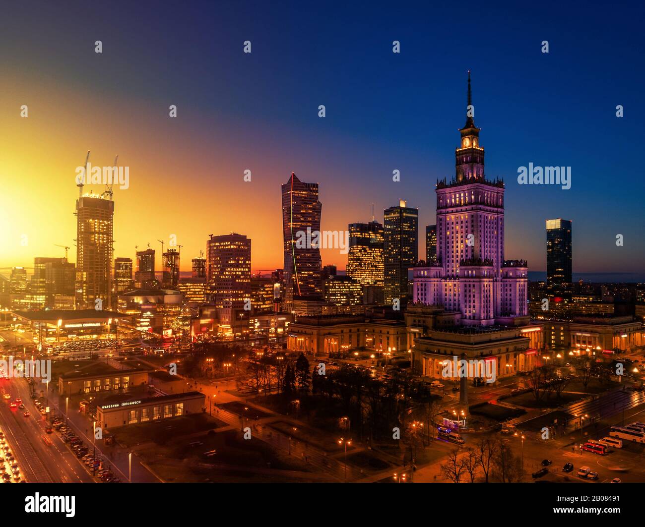 Warsaw financial center hi-res stock photography and images - Alamy