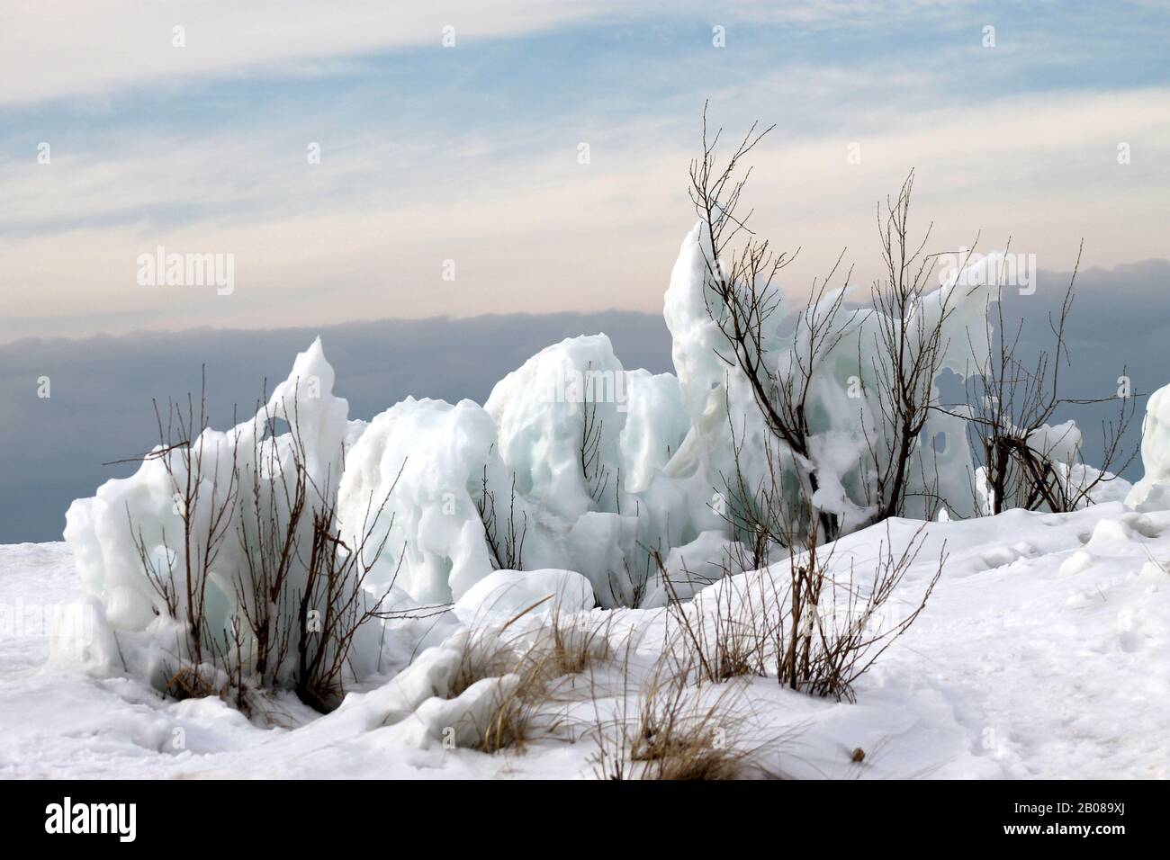 Wind blown snow formation hi-res stock photography and images - Alamy