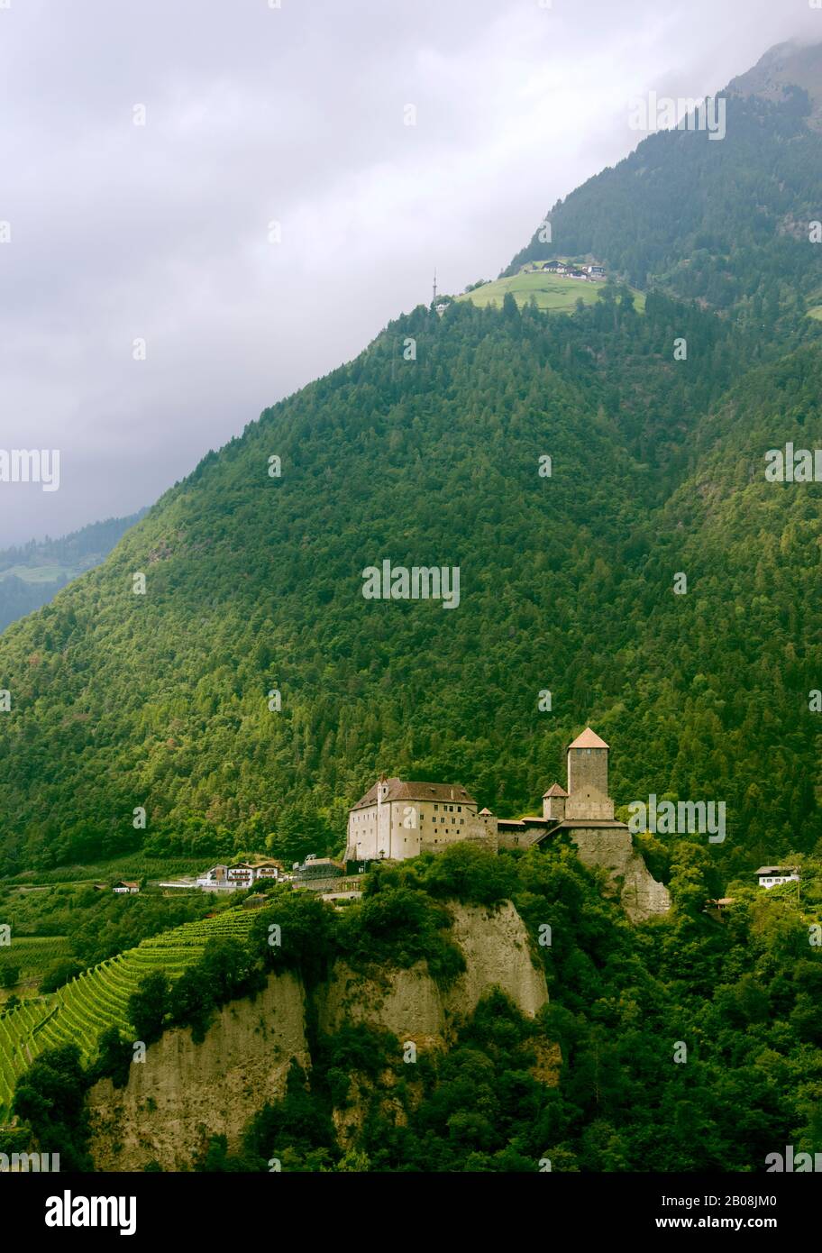 Tirol castle hi-res stock photography and images - Alamy