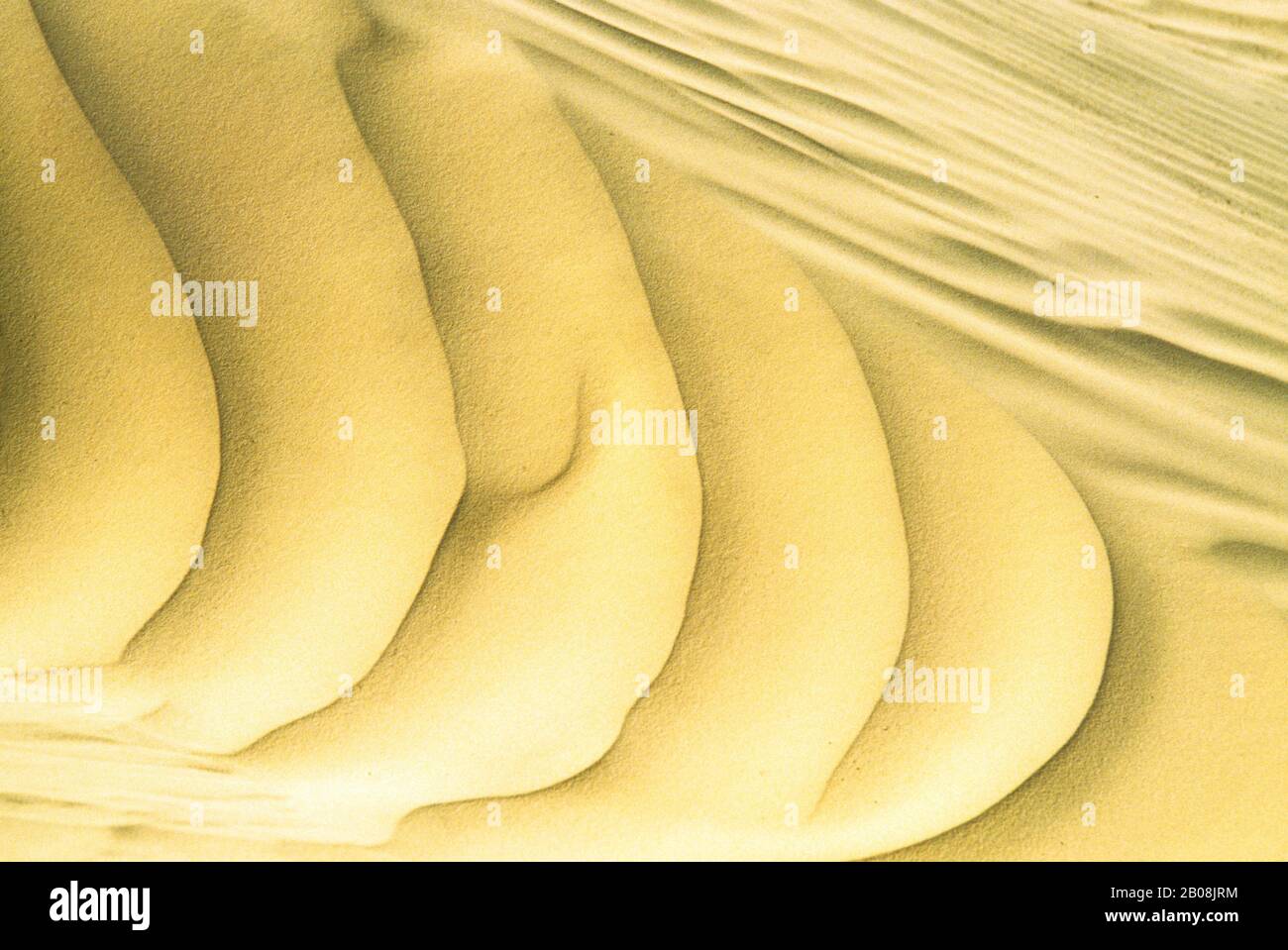 TUNISIA, SAHARA DESERT, PATTERNS IN THE SHIFTING SAND Stock Photo - Alamy