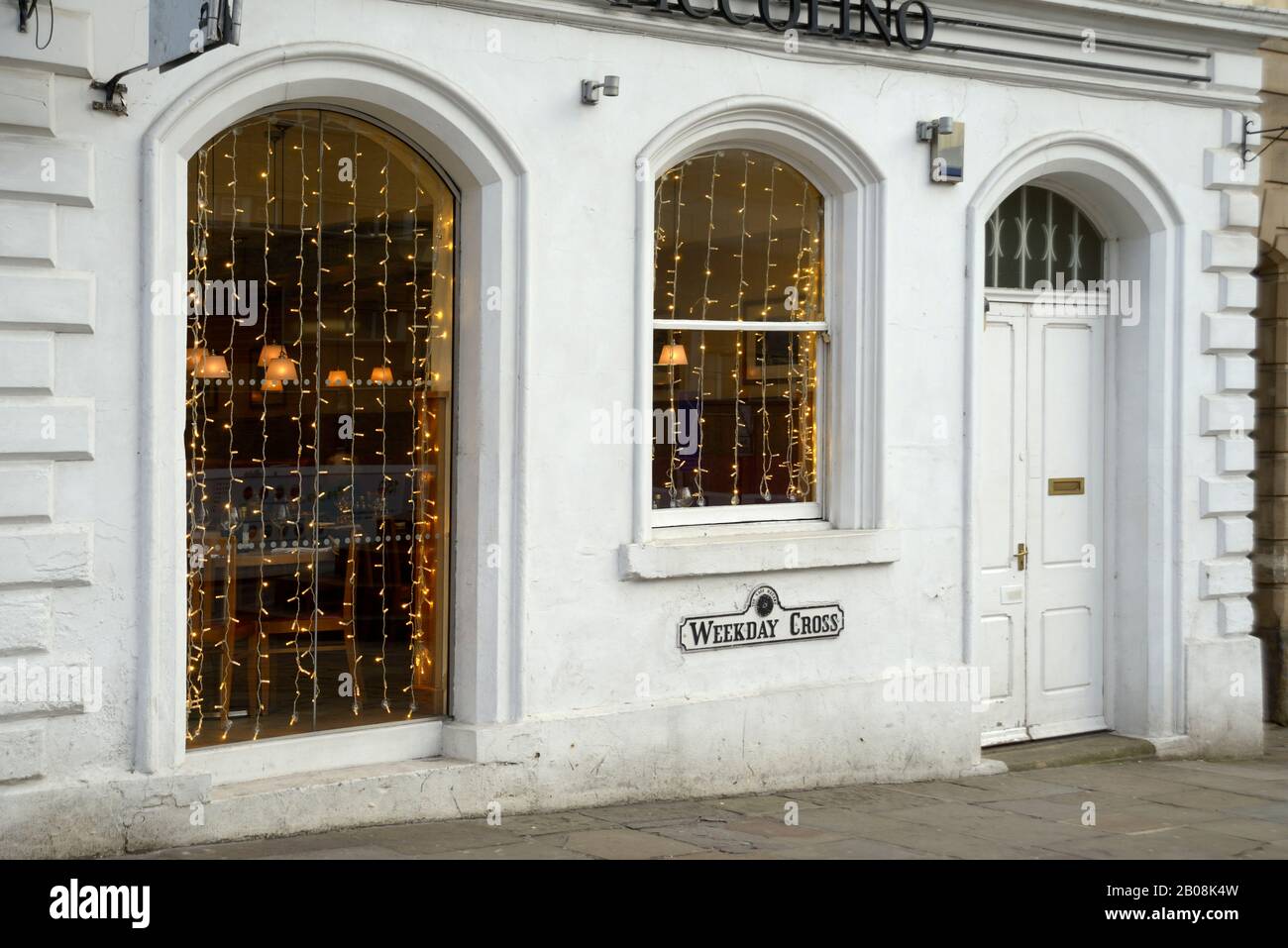Weekday Cross, Nottingham, England Stock Photo - Alamy