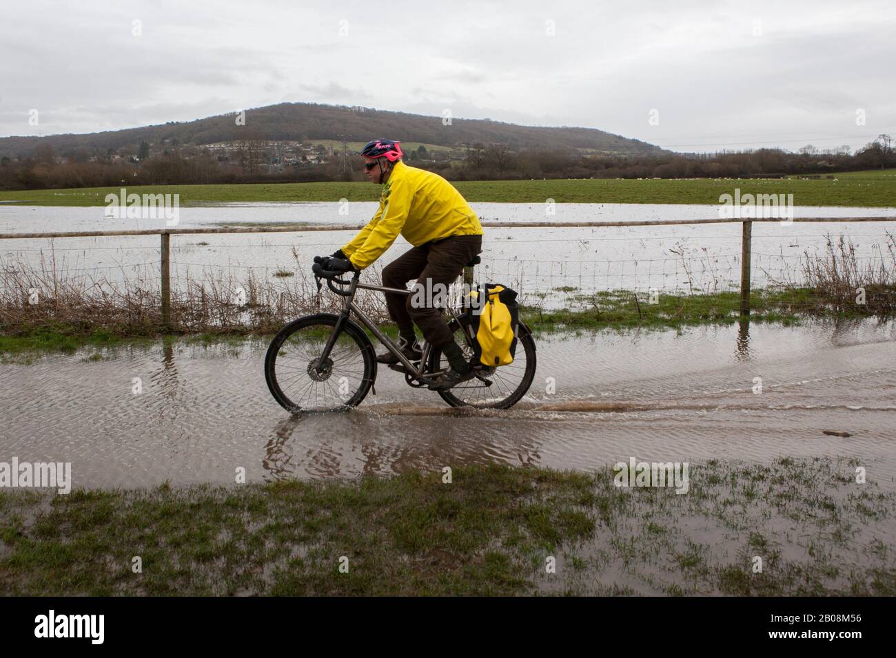 Weather rain raining river flood flooding floods danger water hi-res ...