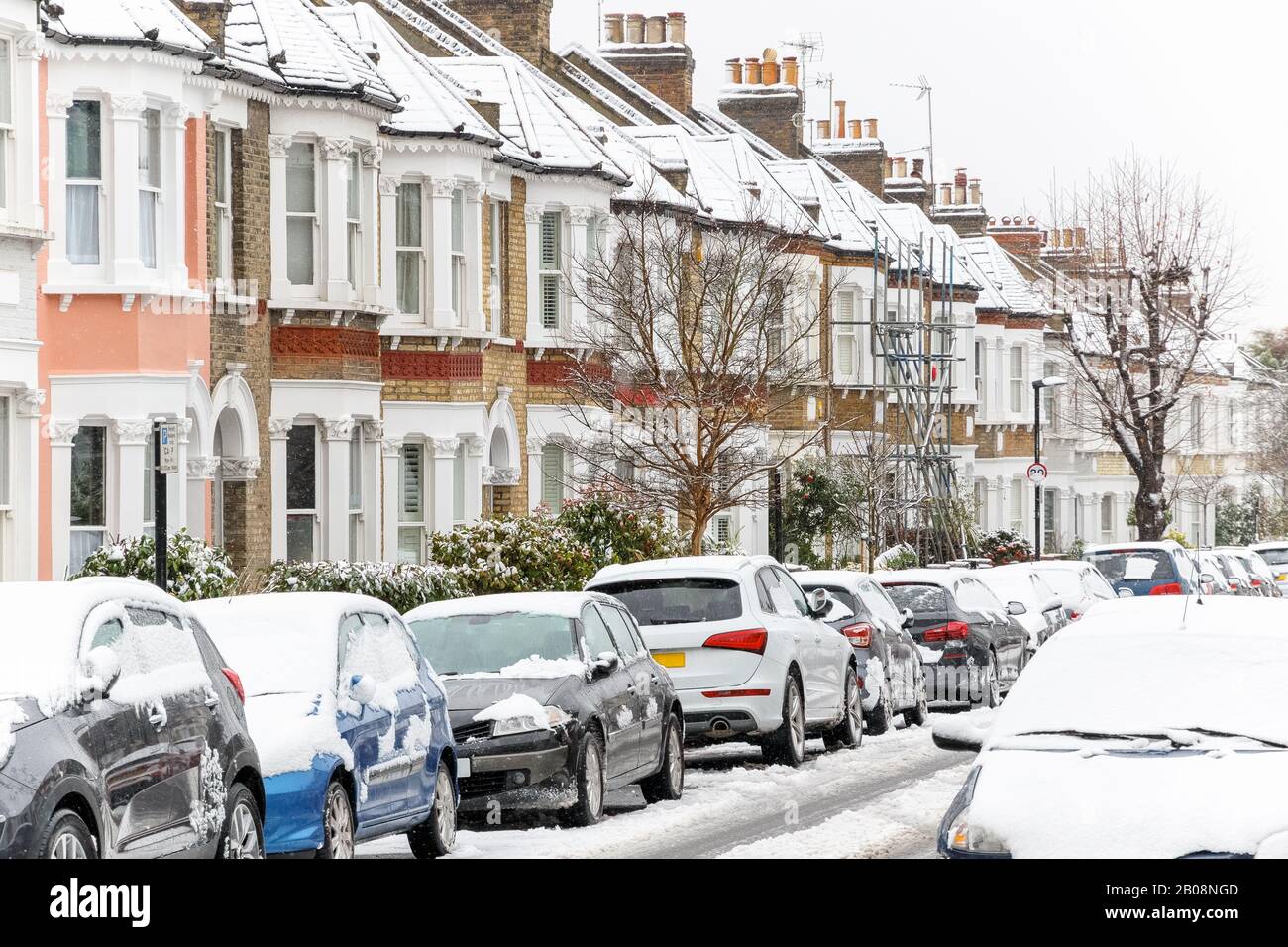 Covered roof terrace hi-res stock photography and images - Alamy