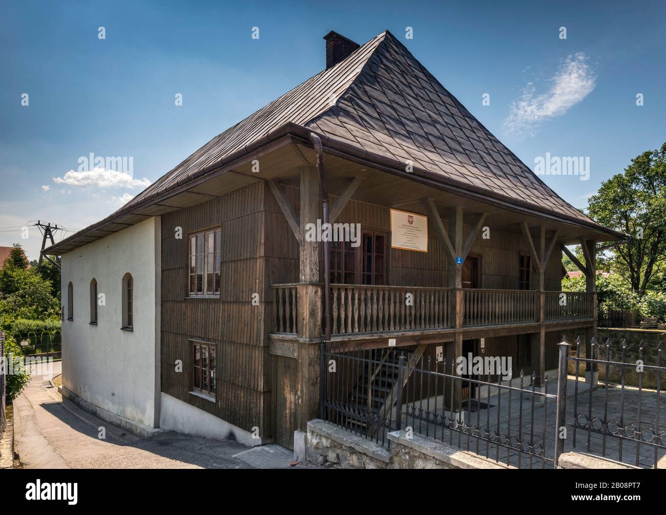 Hebrew synagogue hi-res stock photography and images - Alamy