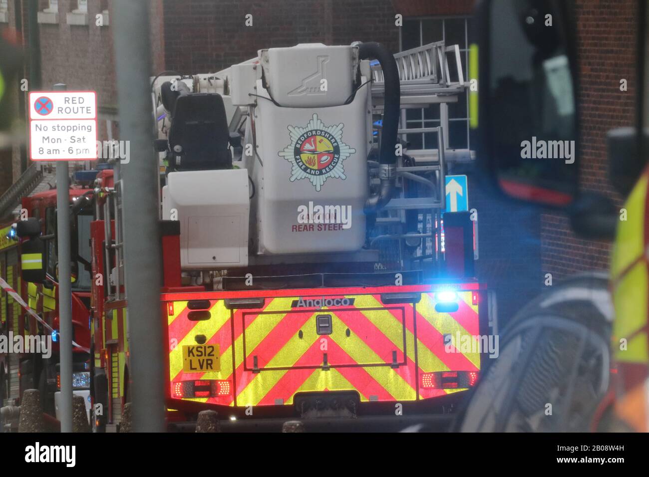 Fire engine emergency blue lights uk hi-res stock photography and ...