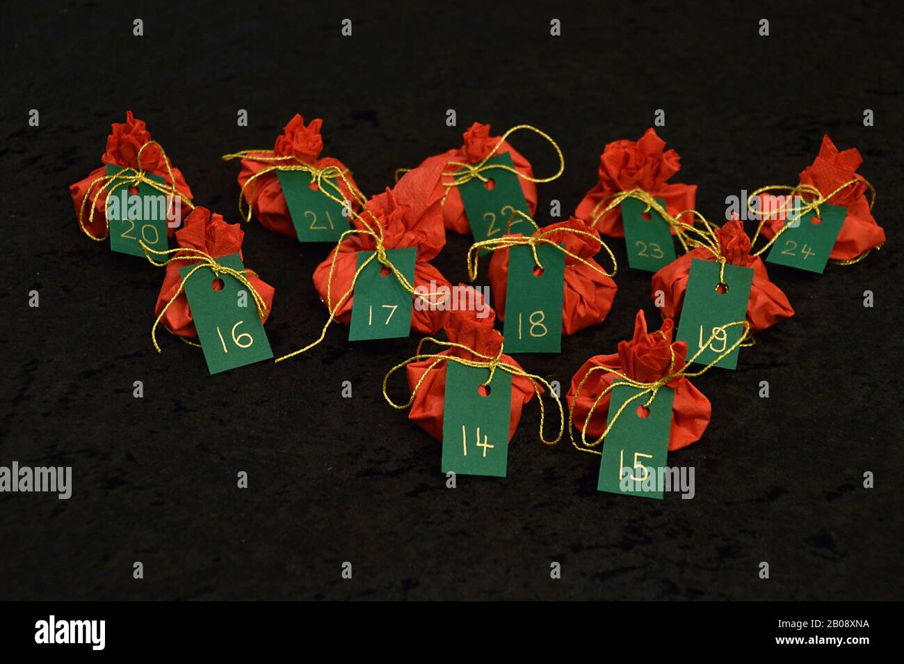 14th numbers on calendar hi-res stock photography and images - Alamy