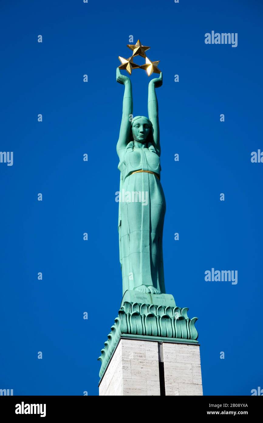 Monument to freedom square hi-res stock photography and images - Alamy