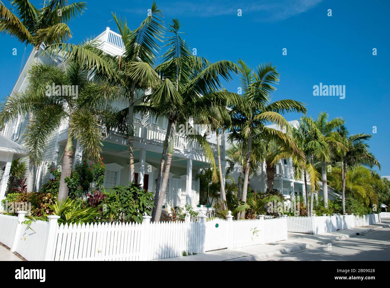 Blue house in key west hi-res stock photography and images - Alamy