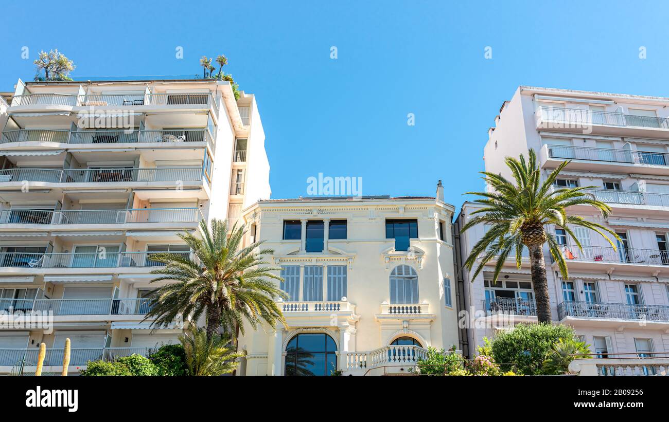 Vintage Architecture Of Historic Houses Downtown City Of Cannes Stock ...