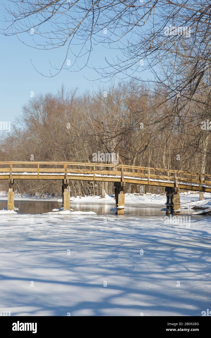 Concord bridge april 1775 hi-res stock photography and images - Alamy
