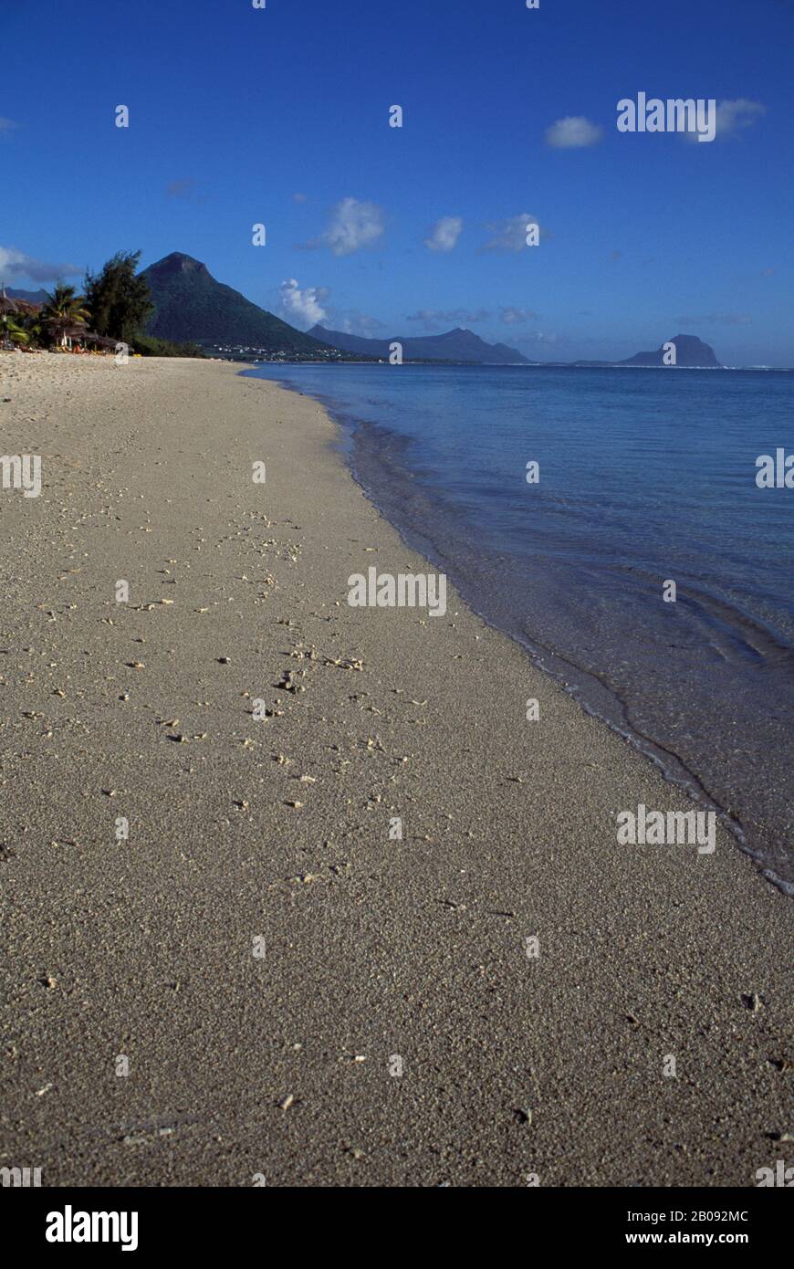 MAURITIUS, BEACH SCENE Stock Photo - Alamy