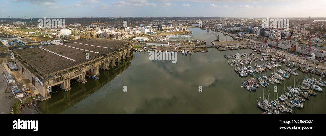 Gironde, Bordeaux, AERIAL VIEW, Zone CLASSEE WORLD HERITAGE OF UNESCO ...