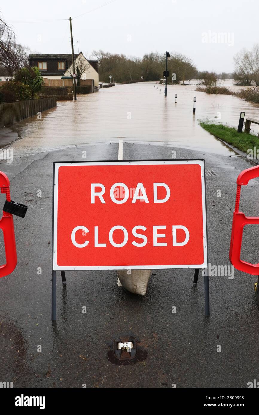 Tirley church hi-res stock photography and images - Alamy