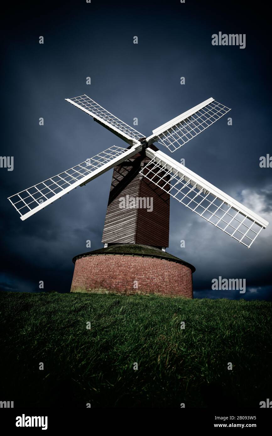 Brill Windmill: Old wood and brick windmill on a hilltop in the English ...