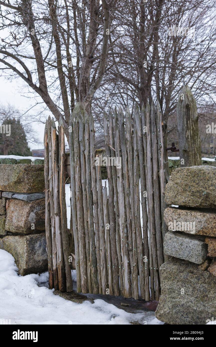 Samuel Pickman House in Salem, Massachusetts. Built in 1664, and ...