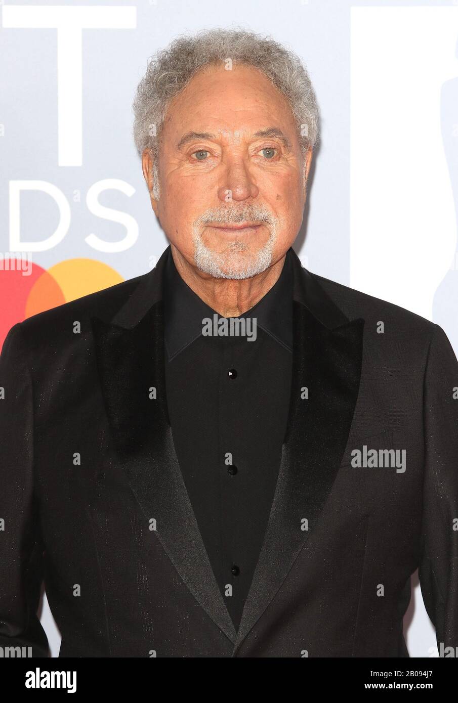 Tom jones at the brit awards hi-res stock photography and images - Alamy