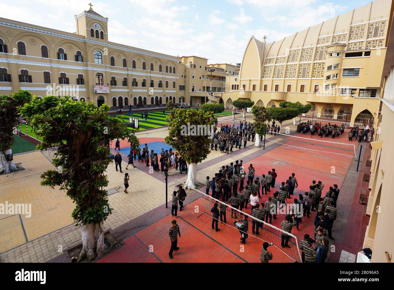 School building egypt hi-res stock photography and images - Alamy