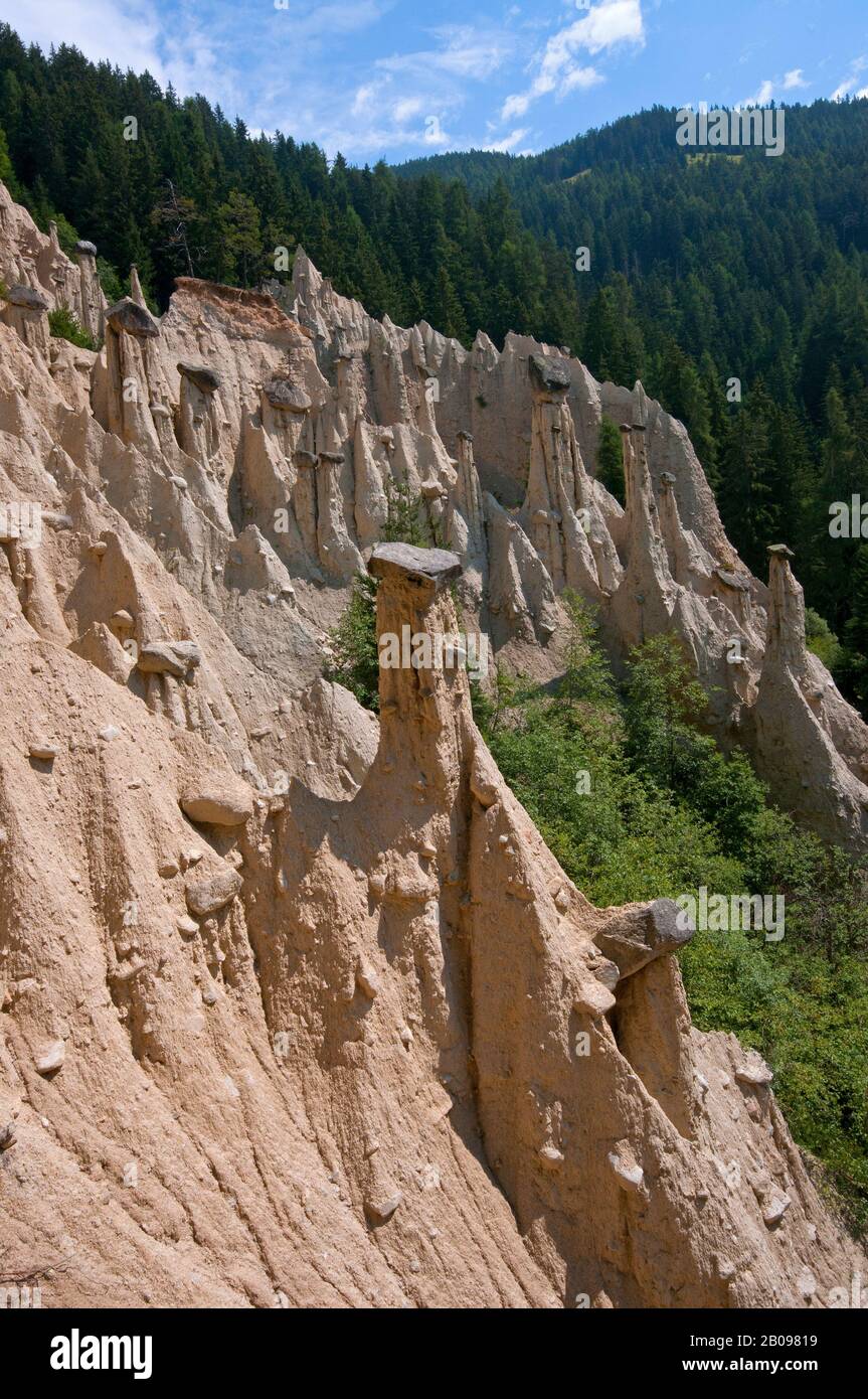 Earth pyramids of platten hi-res stock photography and images - Alamy