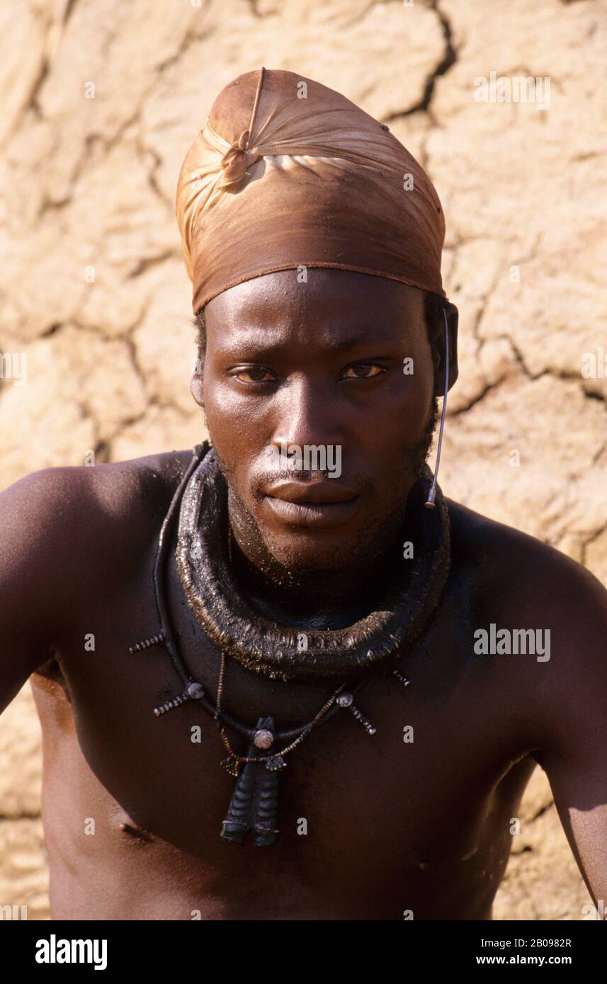 Himba men hi-res stock photography and images - Alamy
