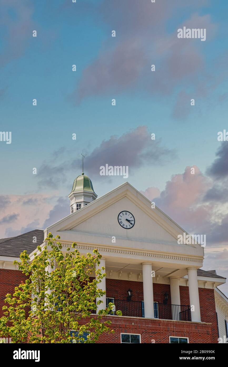 Gothic clock building hi-res stock photography and images - Alamy