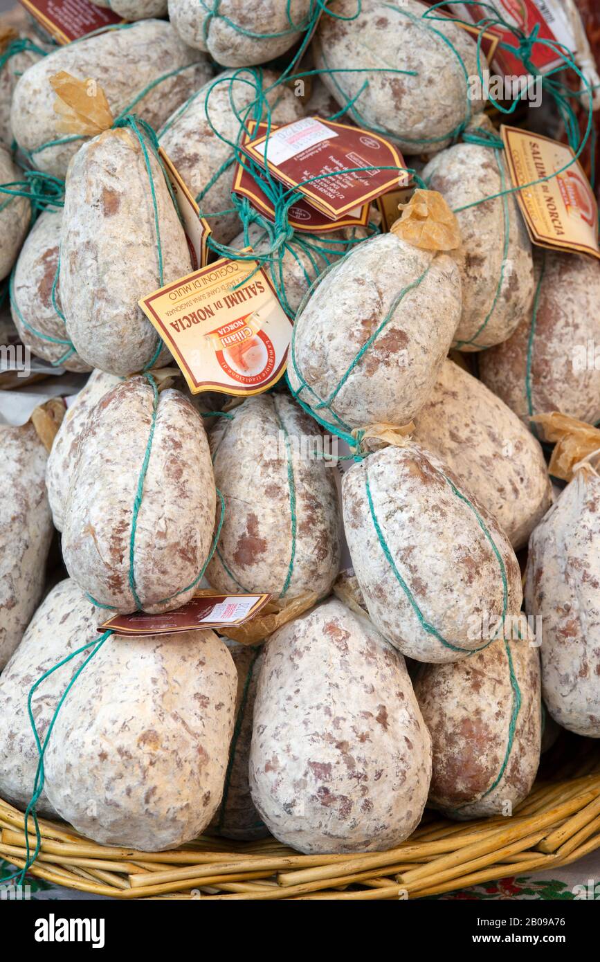 Food Market Italy High Resolution Stock Photography and Images - Alamy