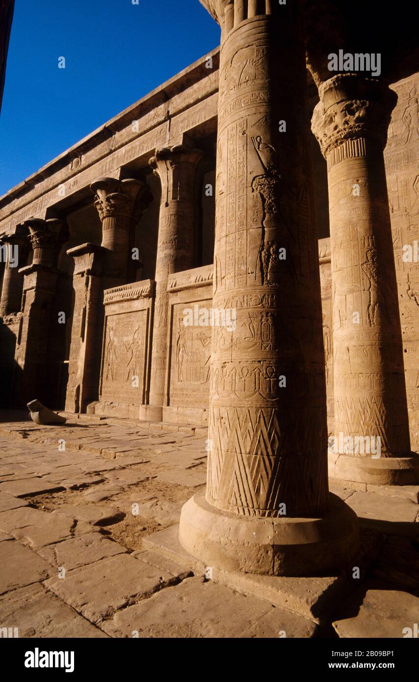 Pronaos High Resolution Stock Photography and Images - Alamy