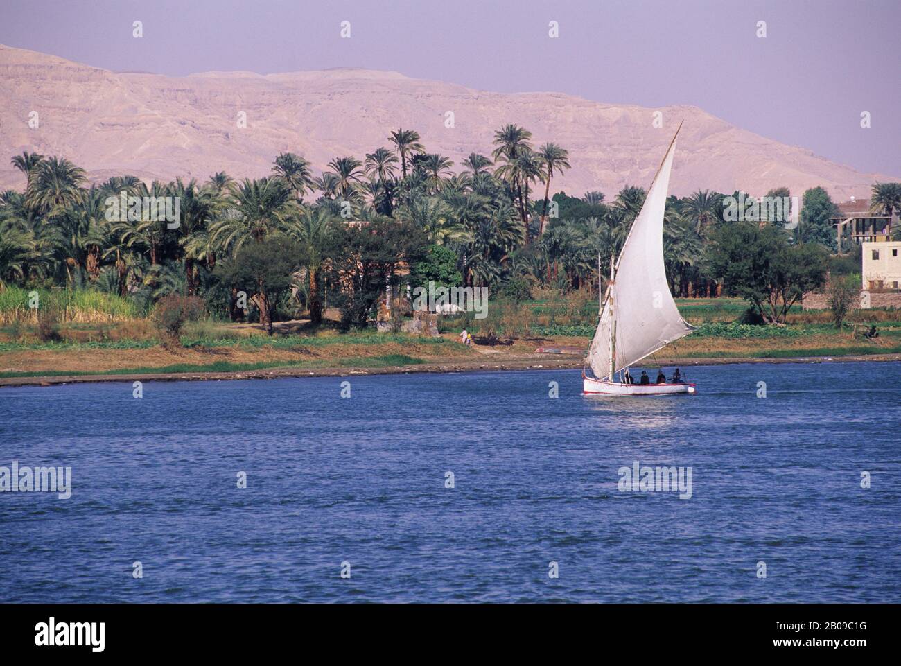EGYPT, NILE RIVER AT LUXOR, FELUCCA Stock Photo - Alamy