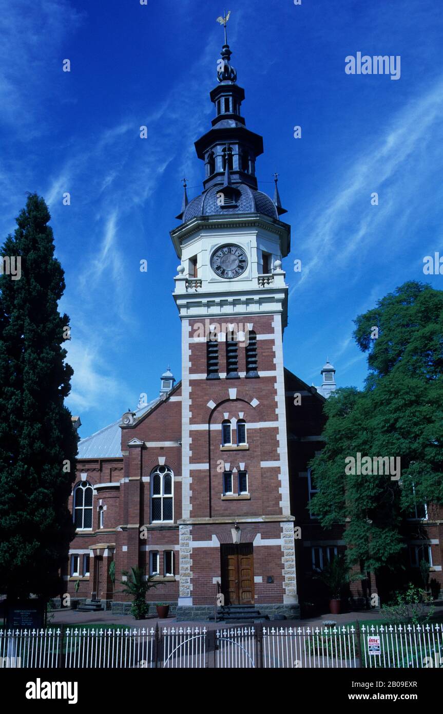 Dutch reform church hi-res stock photography and images - Alamy