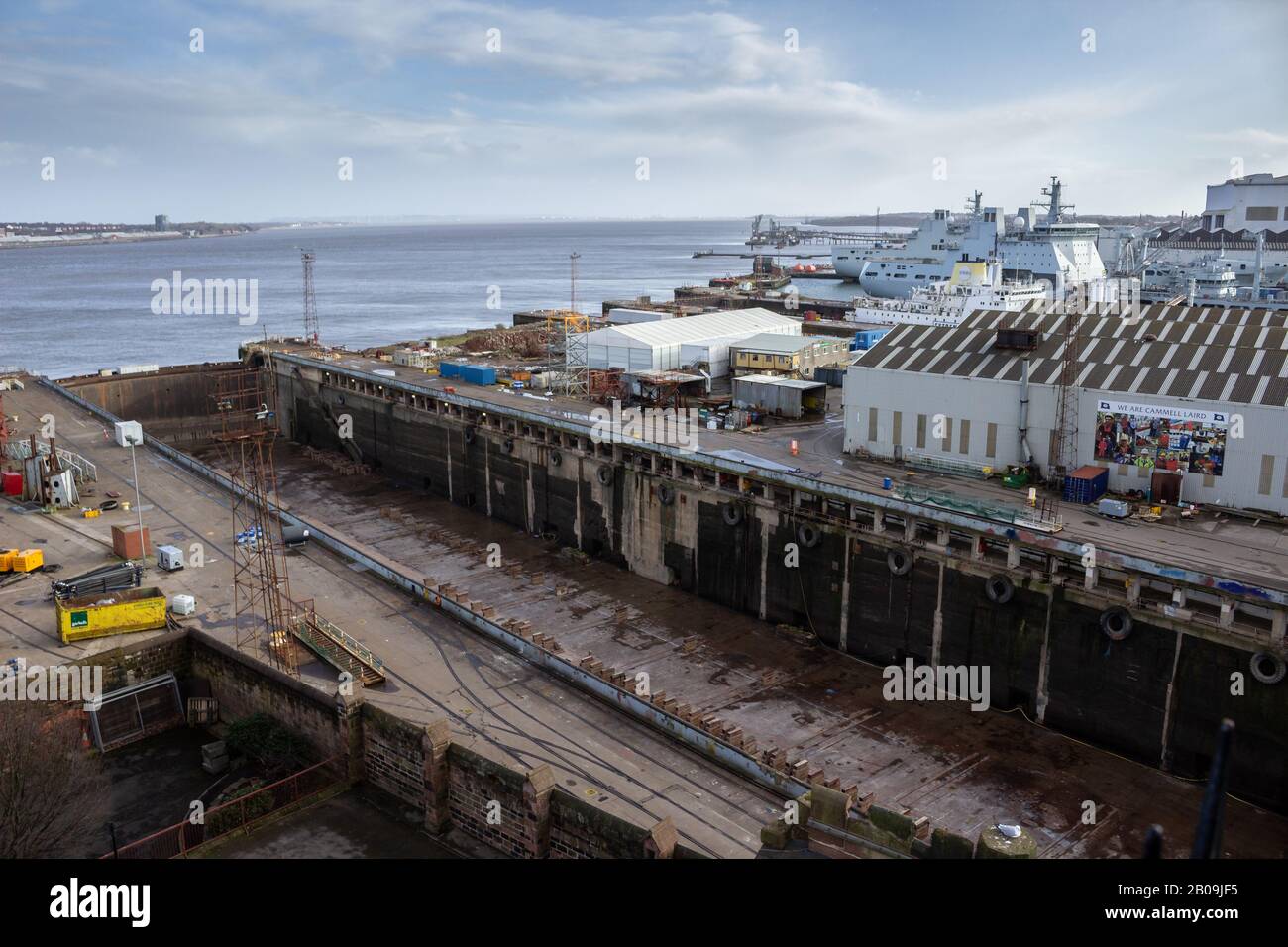 Cammell Laird dry dock next to River Mersey, Birkenhead Stock Photo - Alamy