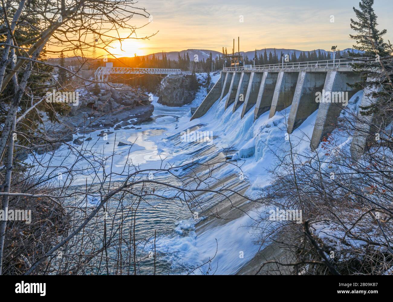Seebe dam hi-res stock photography and images - Alamy
