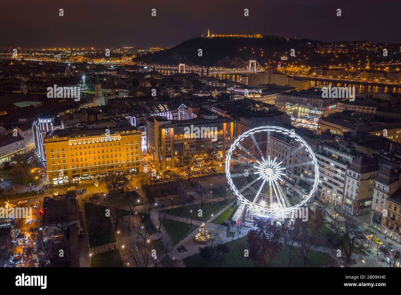 Budapest, Hungary - Illuminated ferris wheel at Elisabeth Square at the ...