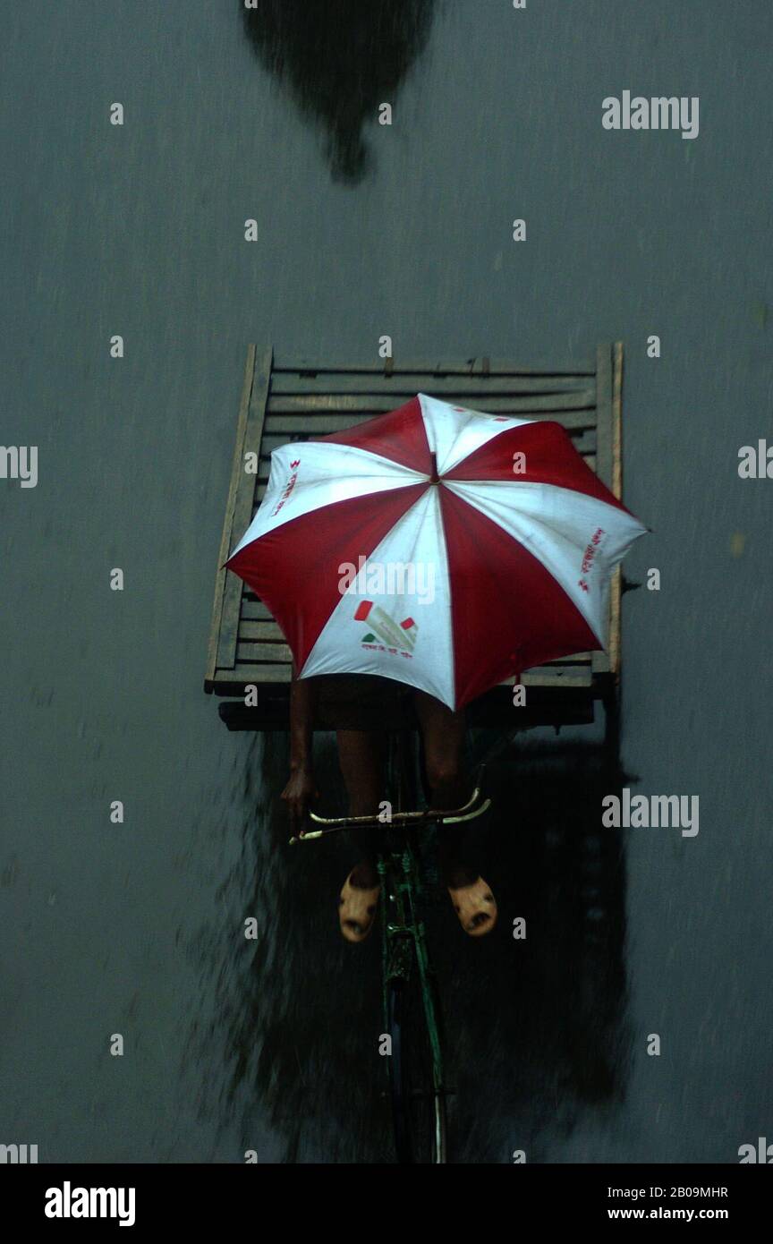 Rickshaw van hi-res stock photography and images - Alamy