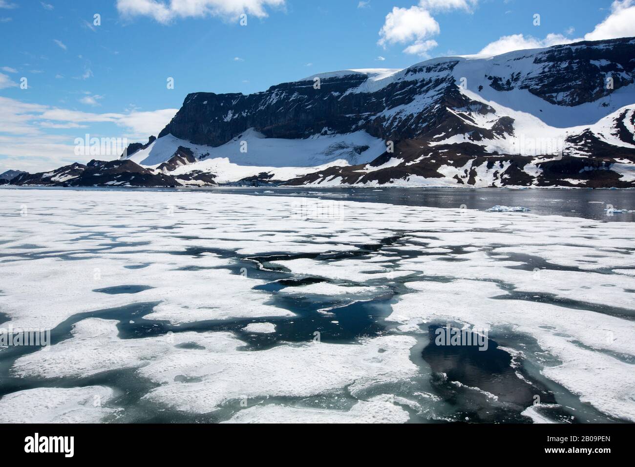 Melting sea ice in the Weddell Sea, NE Antarctic Peninsular Stock Photo ...