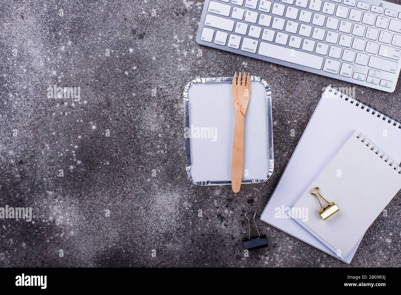 Food delivery concept. Lunch in container Stock Photo - Alamy