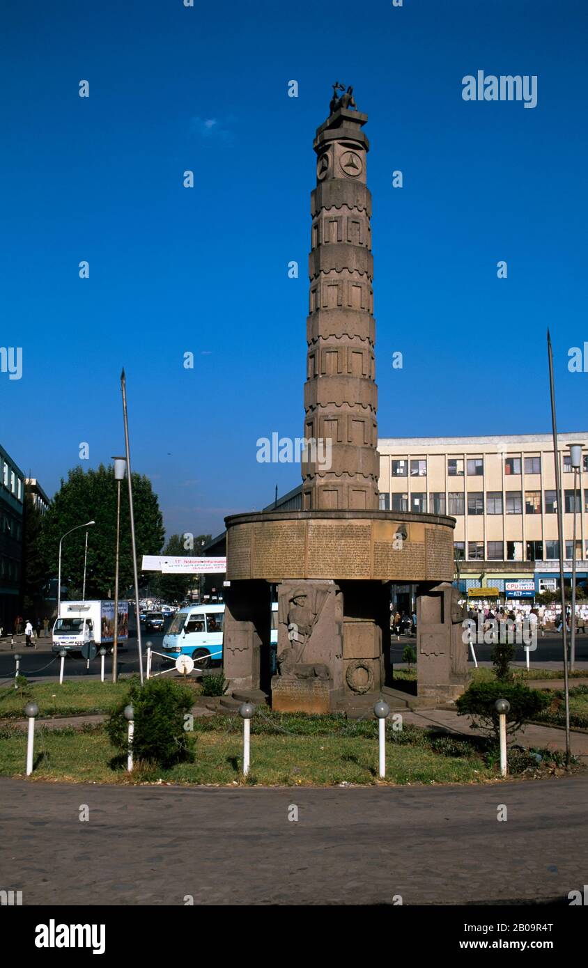 ETHIOPIA, ADDIS ABABA, STREET SCENE, VICTORY COLUMN, MONUMENT Stock ...
