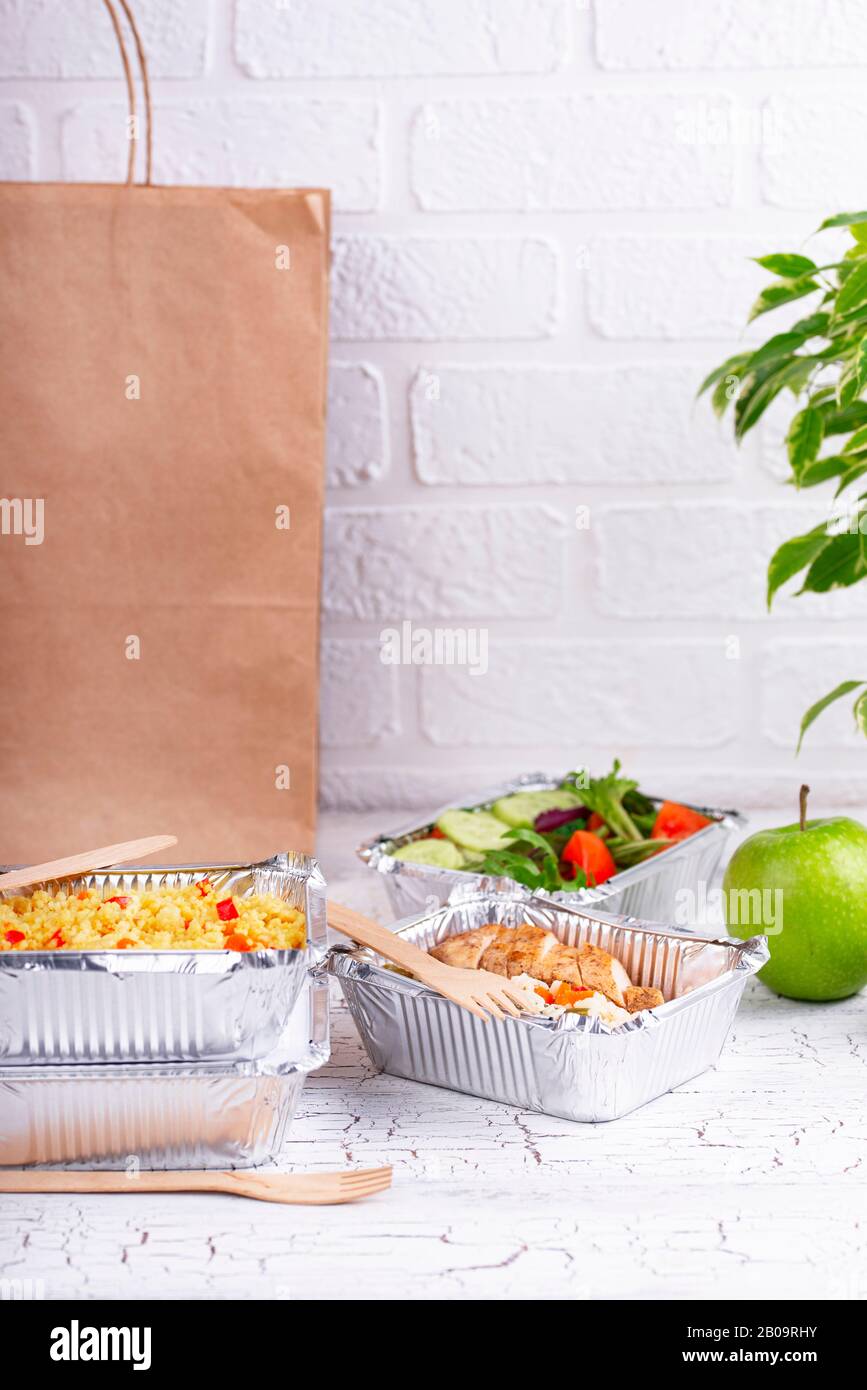 Food delivery concept. Lunch in container Stock Photo - Alamy