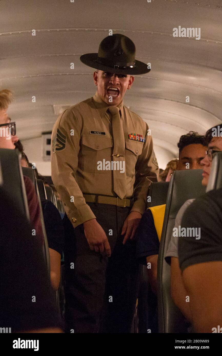 A Drill Instructor With Marine Corps Recruit Depot San Diego Stock ...